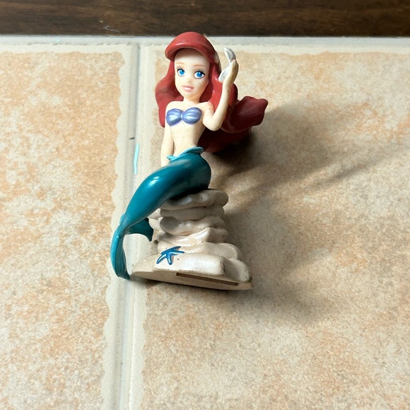 Disney | Toys | Disney The Little Mermaid Ariel Sitting On Rock Holding ...